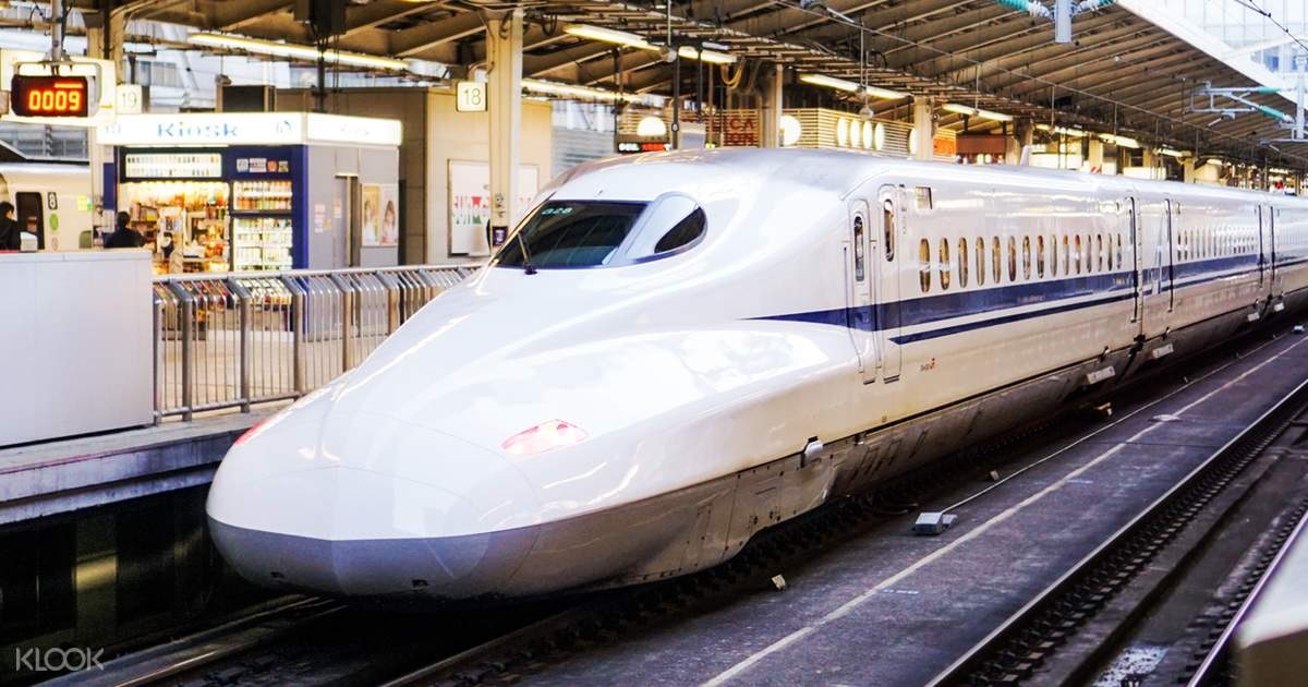 El tren bala Shinkansen en Japón tiene nuevas reglas para el equipaje